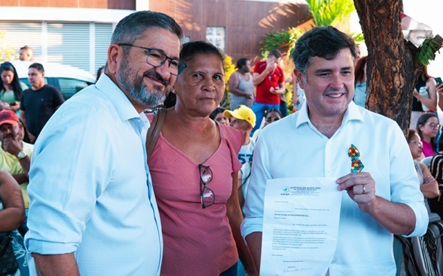 Prefeito George Duarte e deputado Eduardo da Fonte entregam Casa de ...